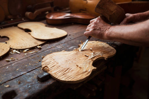 ¿Cuándo es necesario acudir a un luthier? – Todo Violín